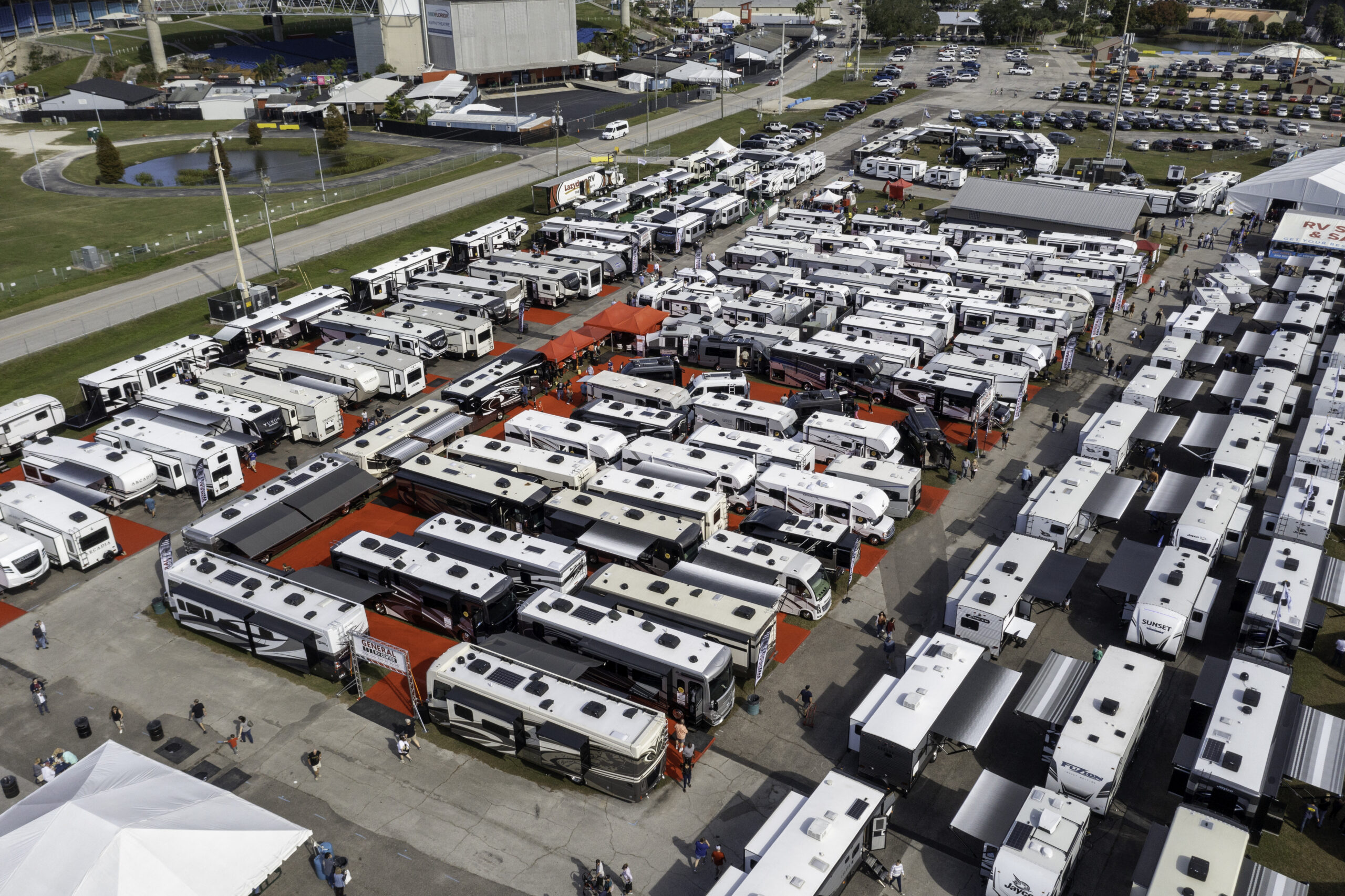 Tampa Bay Fall RV Show Brings Latest Trends To The Fairgrounds In ...